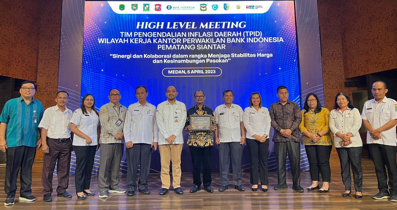 Mantap, Kabupaten Simalungun Raih Penghargaan Terbaik I TPID Award ...